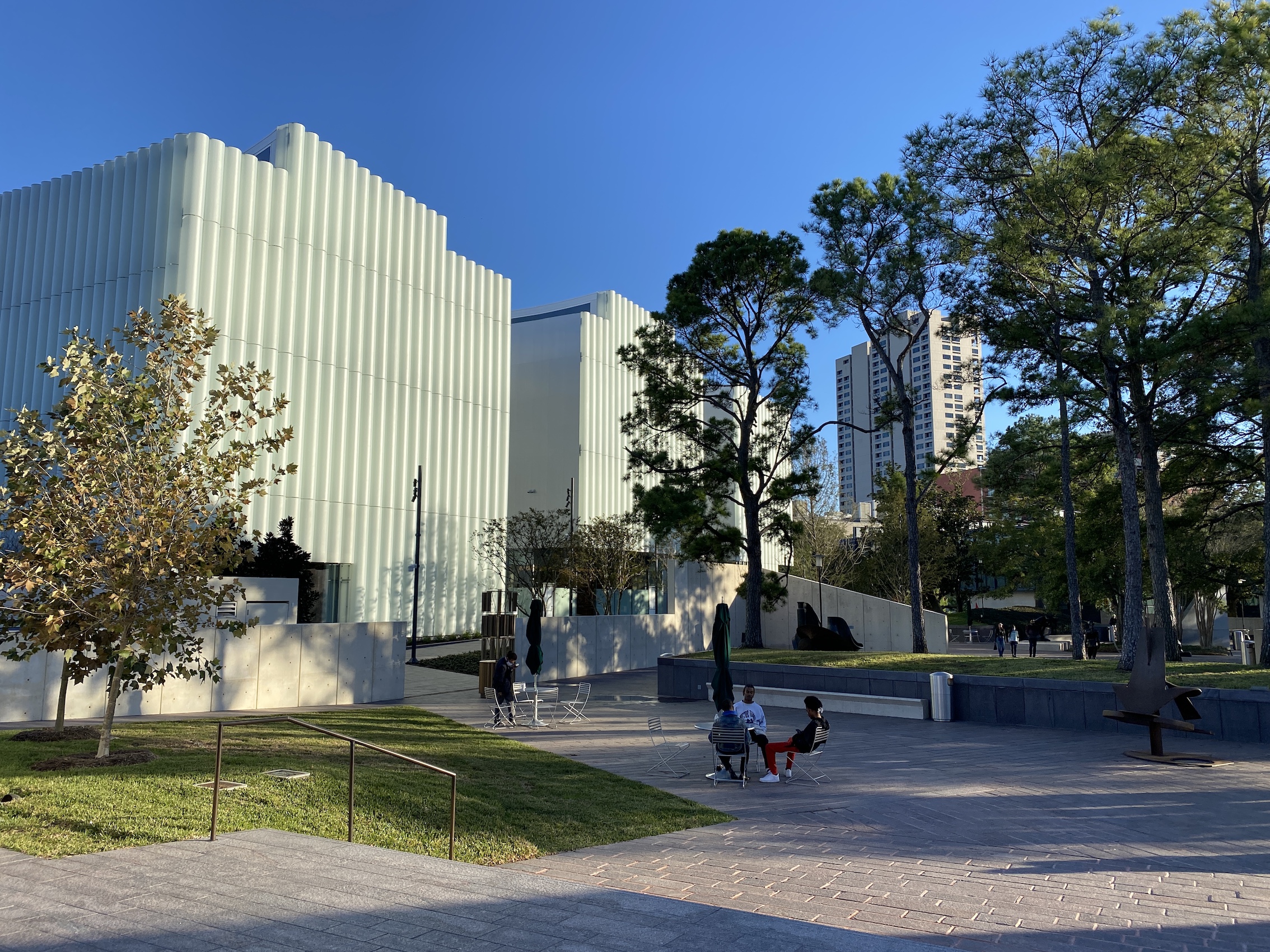 Cullen – Claude Yacoub